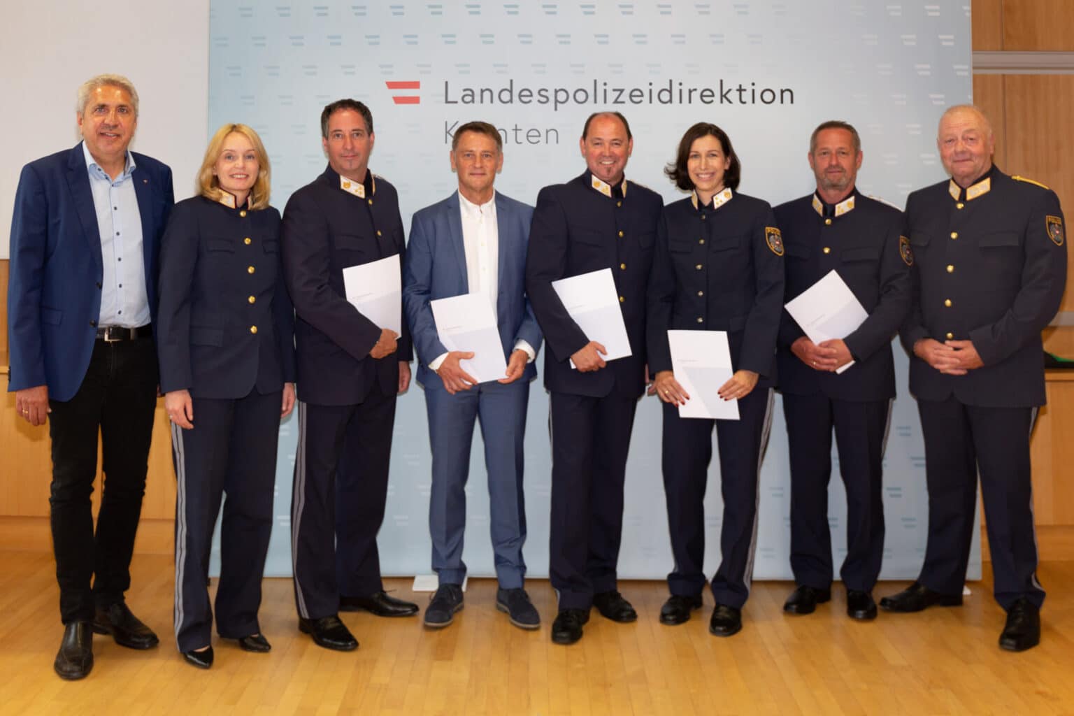 Gailtal Journal - Festakt in der Landespolizeidirektion