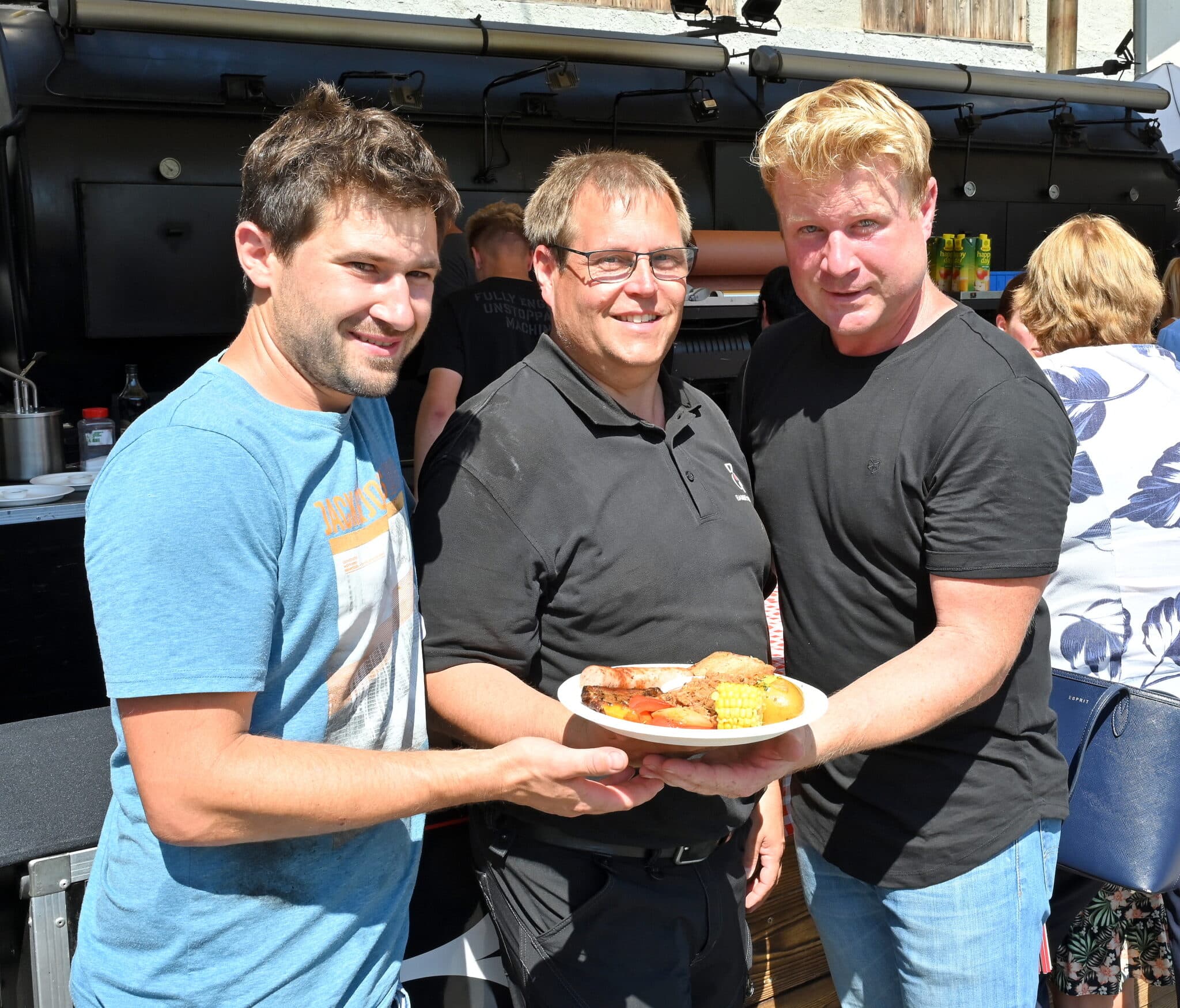 Gailtal Journal - 2. Gefat Hoffest 2024 mit Europas größtem BBQ Smoker