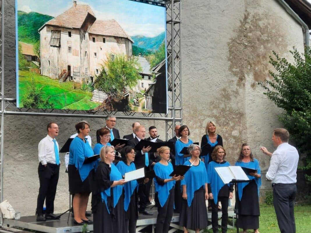 Gattouzo porn yupi katherine has a stunning grin that